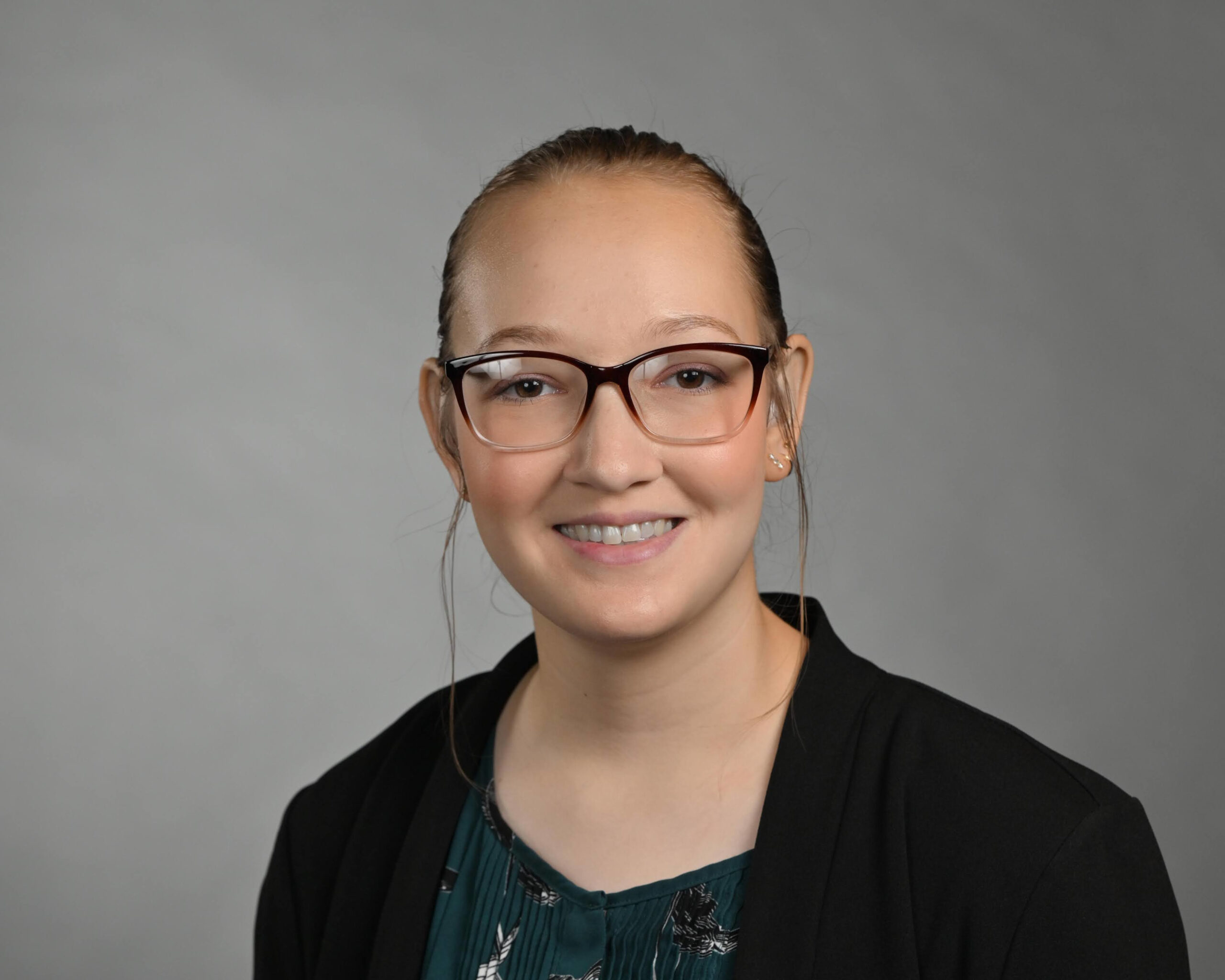 Throckmorton, Livia - SonSet Solutions